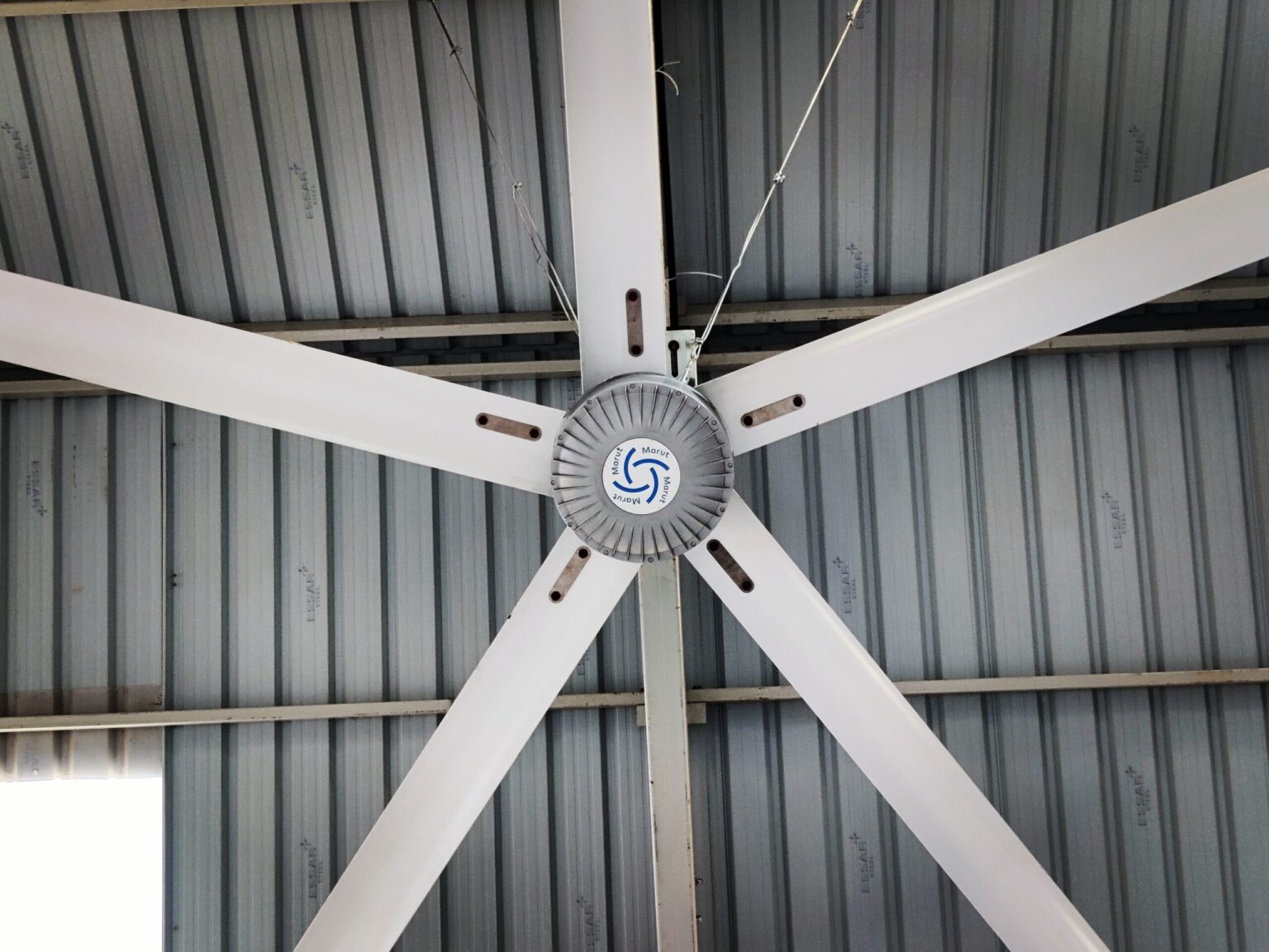 What Is an HVLS Fan and How Does It Work? | Marut Air