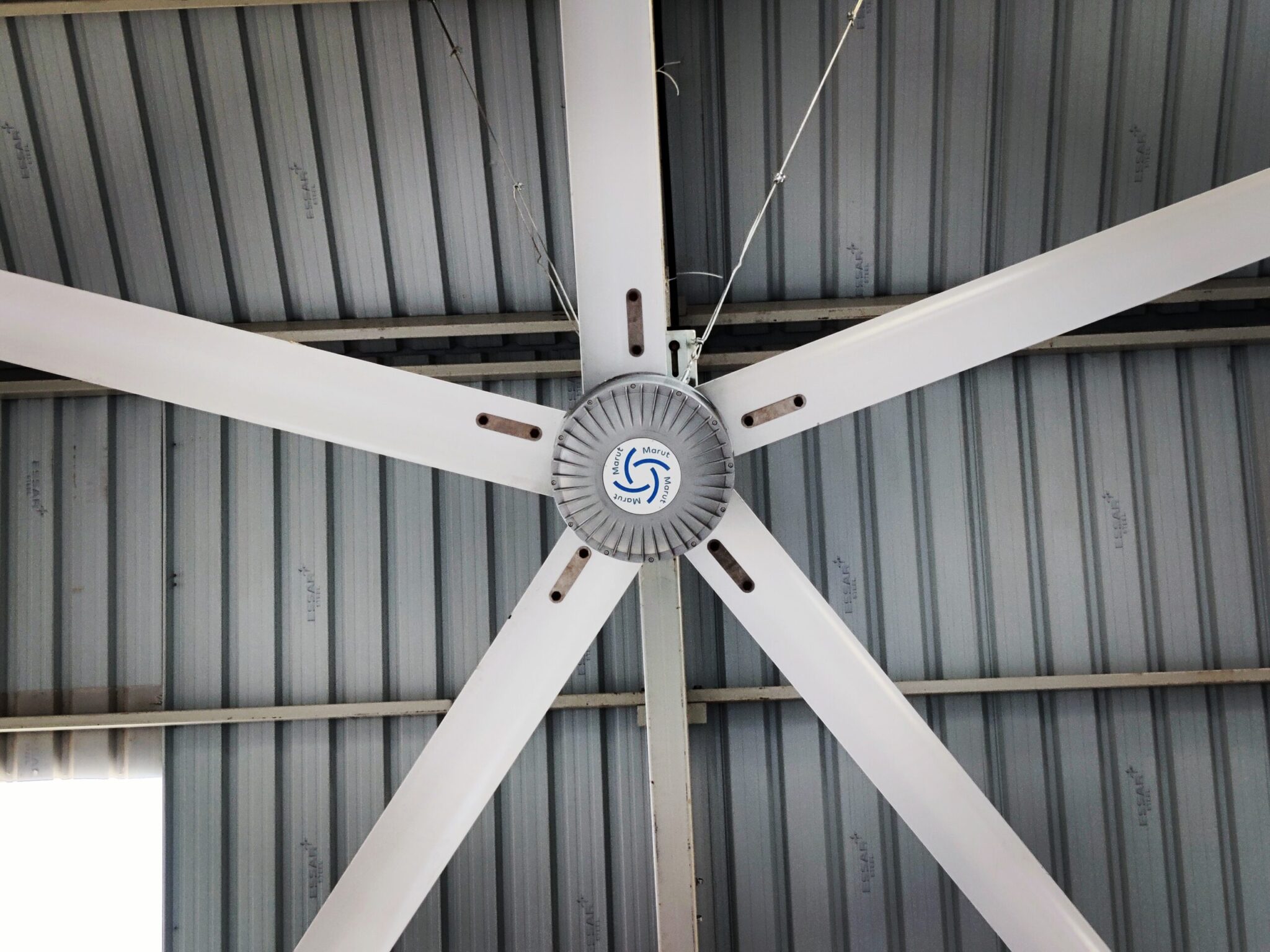 What Is an HVLS Fan and How Does It Work? | Marut Air